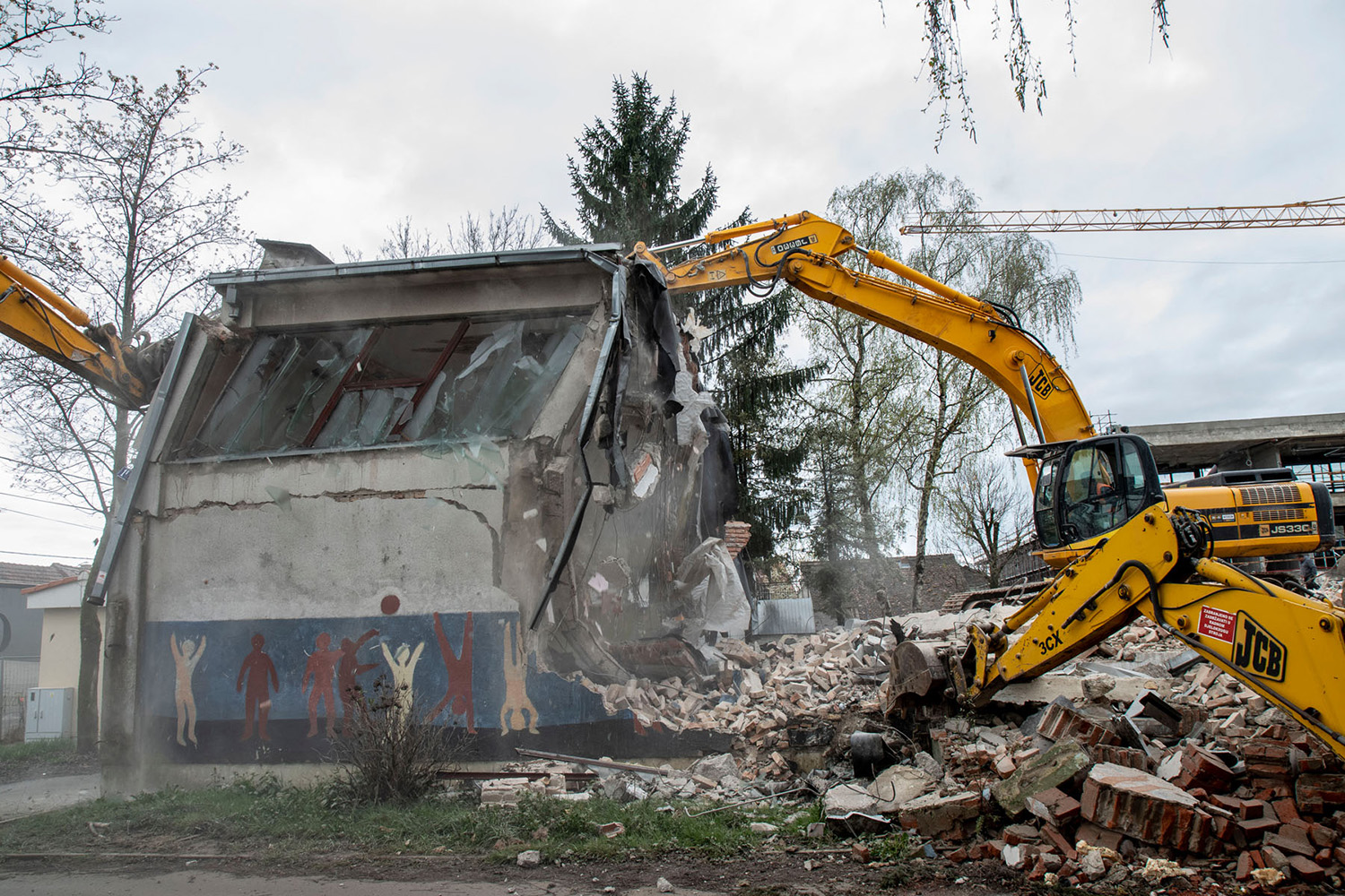 Uklonjena u potresu oštećena škola u Galdovu | Grad Sisak