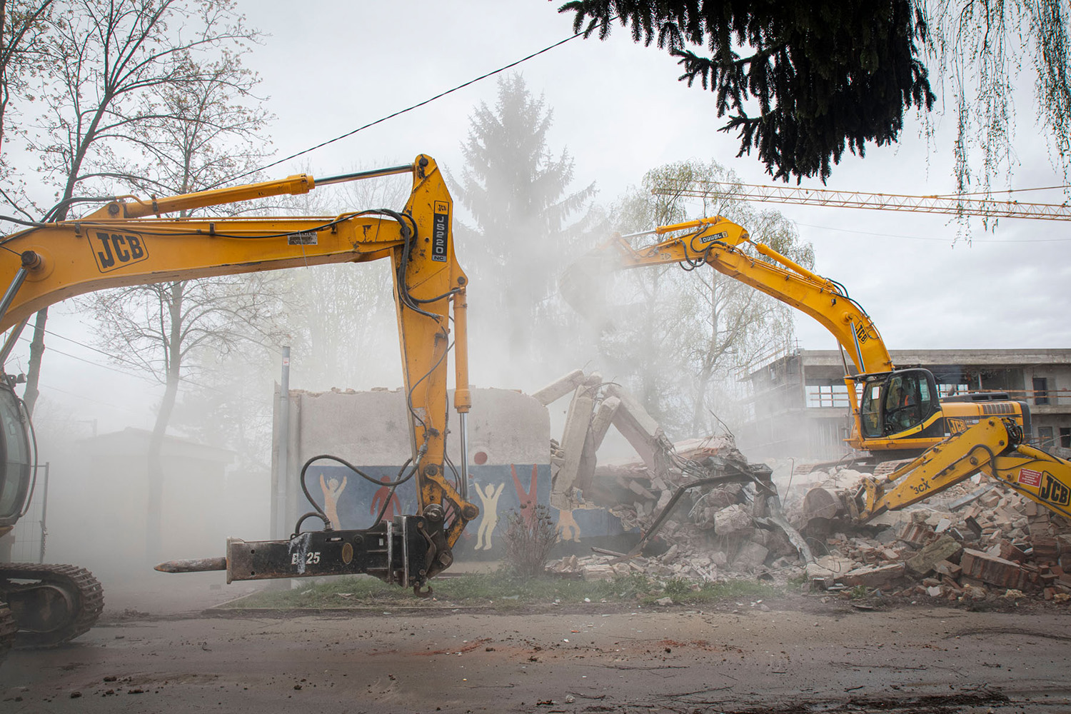 Uklonjena u potresu oštećena škola u Galdovu | Grad Sisak